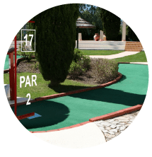 Best Mini Golf Courses For Kids & Adults | Family Golf Park